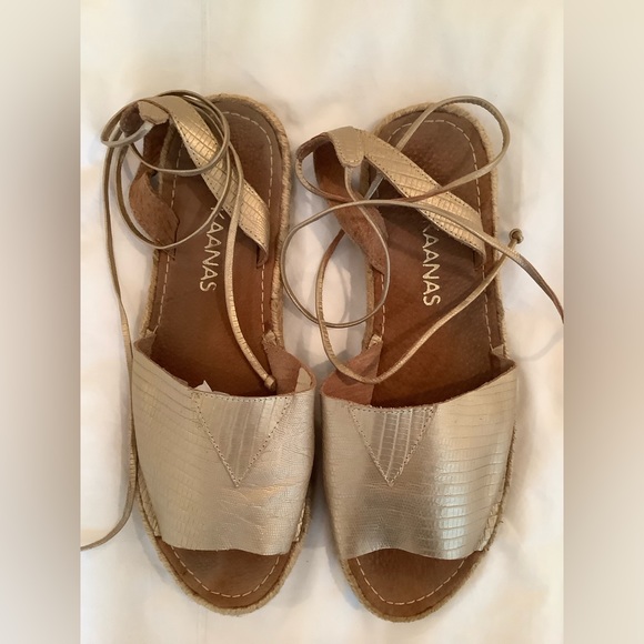 Kaanas | Shoes | Katanas Gold Flat Gladiator Sandals | Poshmark